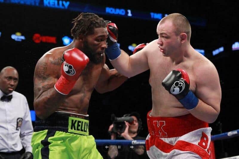 Heavyweight murdered in presence of family driving to Christmas Eve ...