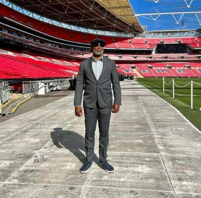 Lennox Lewis makes Tyson Fury vs Dillian Whyte prediction - World ...