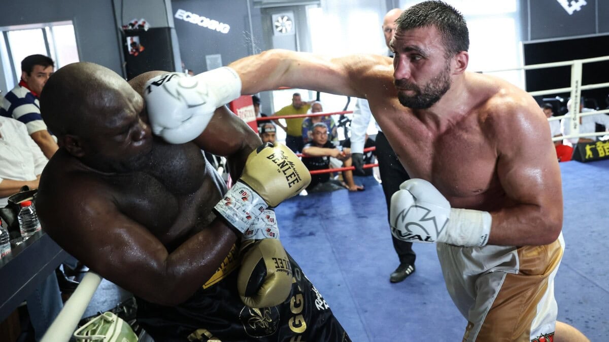 Kingpin Kevin Johnson fights 386th career round, loses for the 21st ...