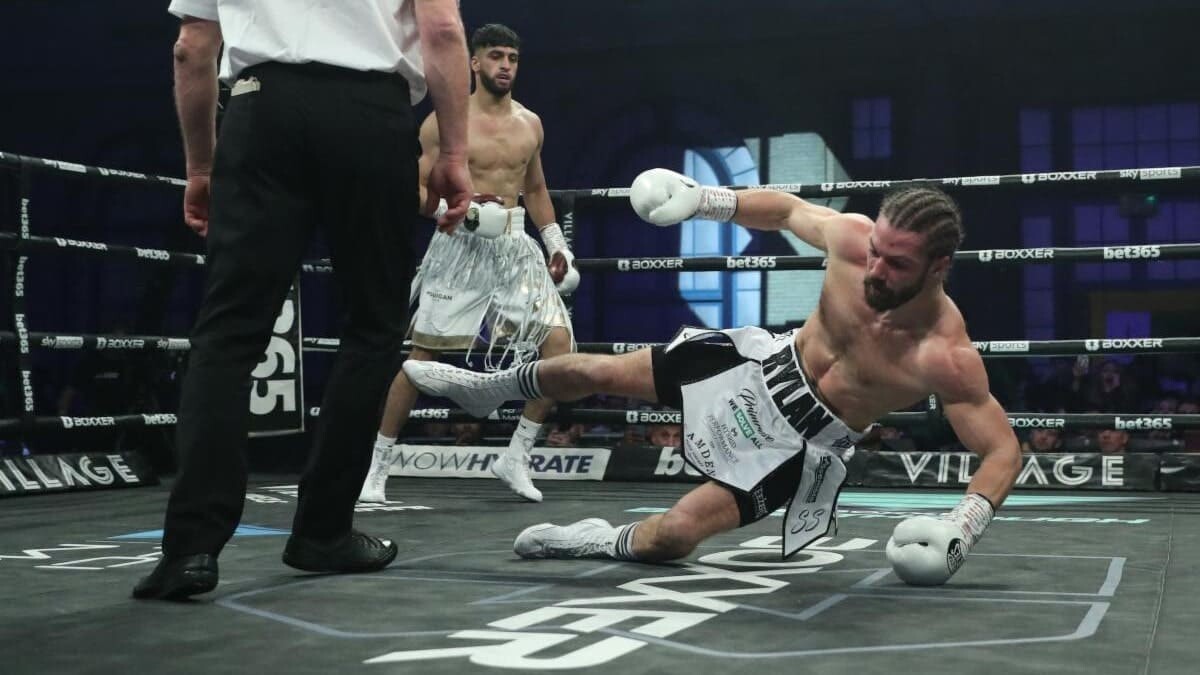 Adam Azim smashes Rylan Charlton, Sunday Boxxer results - World Boxing News