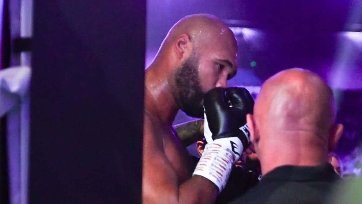 Frazer Clarke faces opponent groans after Fabio Wardley pullout - World ...