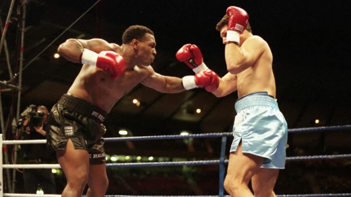 Lou Savarese has no clue how Mike Tyson didn't KO Jake Paul