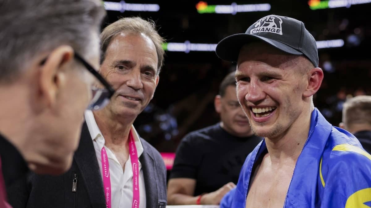 Vergil Ortiz one of many options for Serhii Bohachuk - Loeffler - World ...