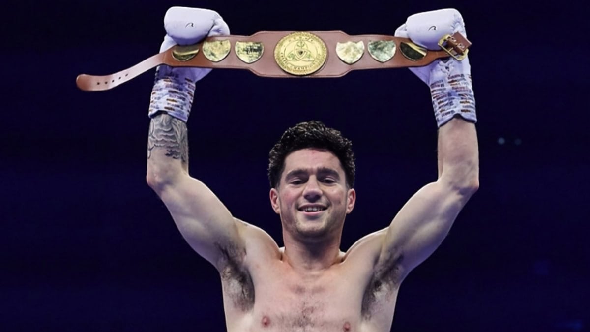 John Cooney, 28, fights for his life in ICU after stoppage defeat ...